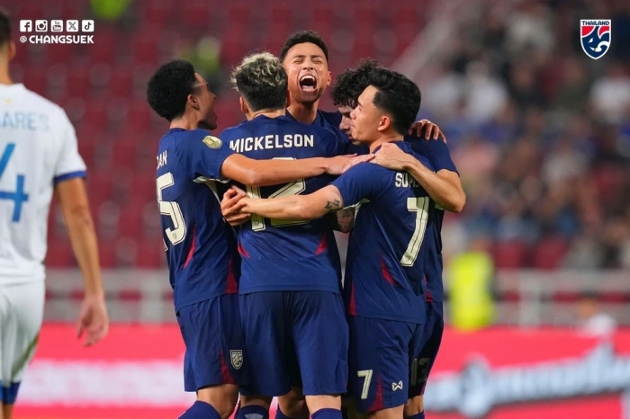 Nguyễn Xuân Son bị gạch tên, ĐT Việt Nam bất ngờ bị Thái Lan vượt mặt sau AFF Cup 2024